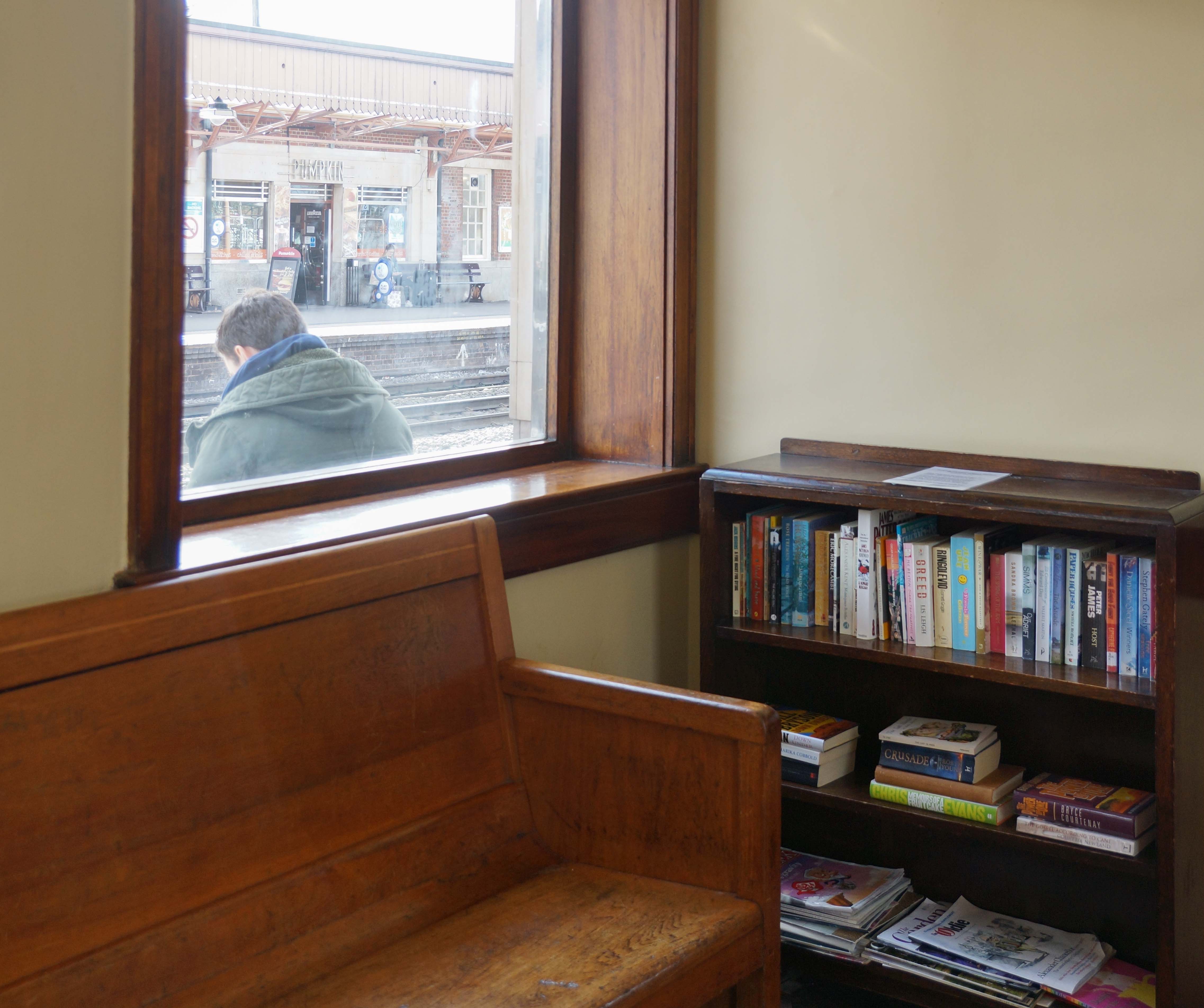 Free library - Friends of Leamington Station